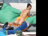 Naked Tuba Büyüküstün in Kara Para Aşk