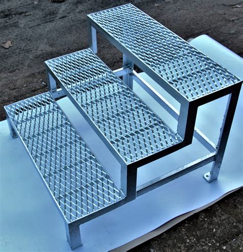 SCHODY METALOWE ZEWNĘTRZNE 3 STOPNIOWE 120x28 cm 12527161950 Allegro pl