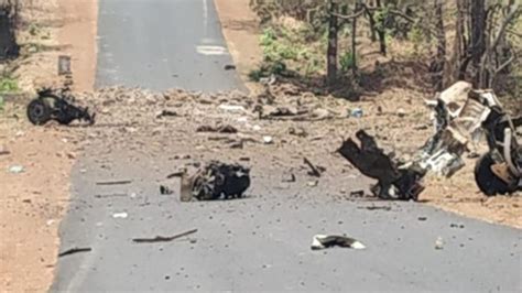 10 Jawans Driver In Ied Blast In Chhattisgarhs Dantewada During Anti