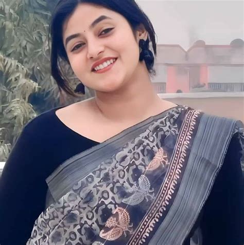 💕 इश्क़ की सुराही से जब भी अमृत बरसता है 💕 जो जितना पीता है वो उतना ही