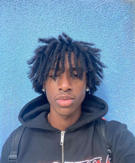 Pin By Hi On Ok Dreadlock Hairstyles For Men Short Locs Hairstyles