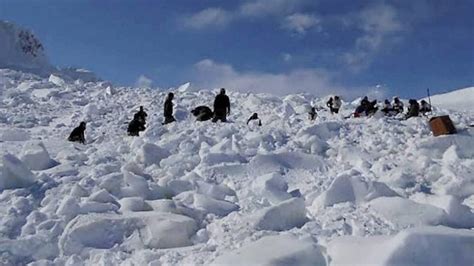 Nanda Devi Mission To Remove Climbers Bodies Halted By Technical Problems