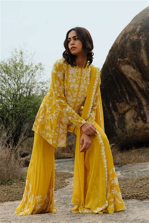 Yellow Lyra Kurta Set Mishru