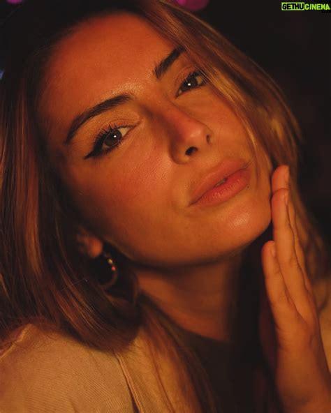 Carolina Torres Wiki Biography Age Gallery Spouse And More