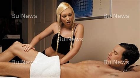 Вижте 11 начина да изследвате сексуалността си