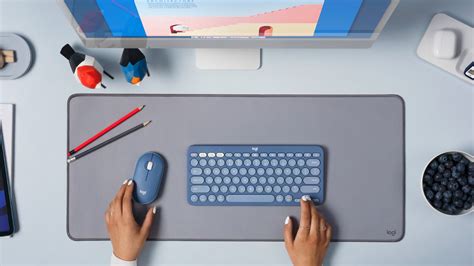 Logitech K Multi Device Bluetooth Keyboard Keyboard QWERTY US International Rose