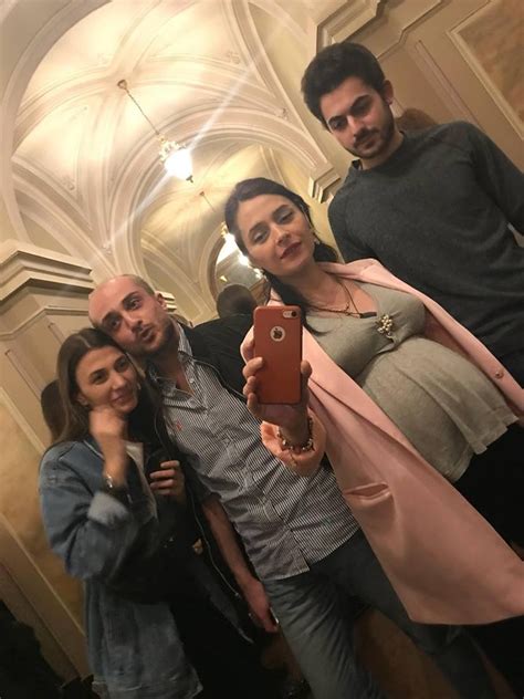 როგორ გამოიყურება 8 თვის ორსული თამუნა მუსერიძე ფოტოები მშობლები