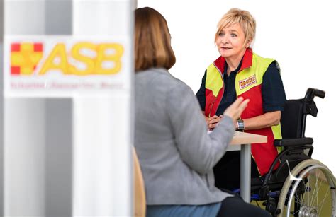 Verwaltungsjobs Mit Mehrwert Und Sinn Karriere Beim Asb Nrw Ev