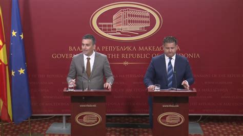 Прес конференција на портпаролите на Владата на РМ Миле Бошњаковски и Муамет Хоџа 20 06 2018