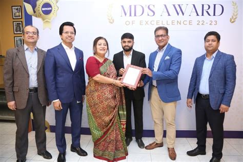 riad hossain on linkedin receiving the prestigious md s award of excellence from the