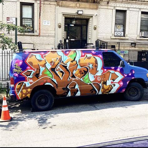 Ovie One - Bombing Science: Ovie One Urban Art