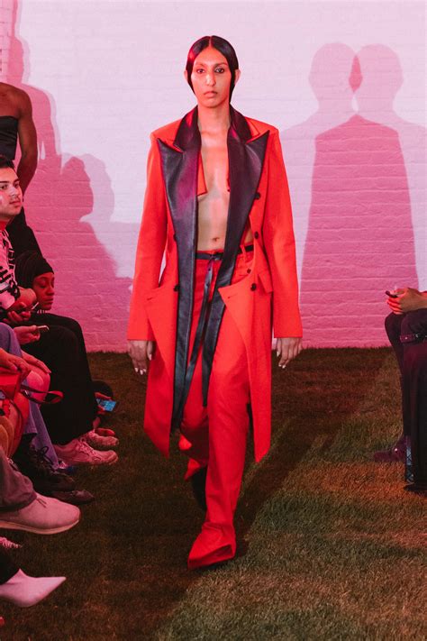 LRS Spring 2020 Ready-to-Wear Collection | Vogue
