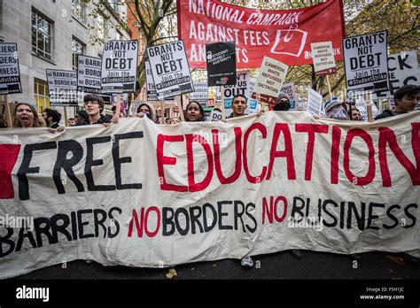 London Uk 4th Nov 2015 ‘grants Not Fees Protest March By Hundreds