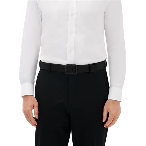 Cinto De Couro Reversível All Black Fivela Com Rebites Icônicos Rimowa