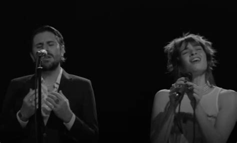 Juan Pablo Vega Y Catalina García Reviven Nada Personal Vibra