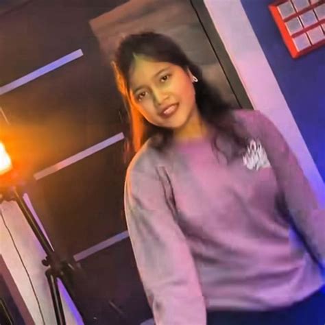 Diksha Singh Me Hu Na18 On Threads