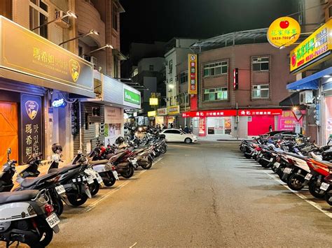 餐廳｜新竹金山街最潮宵夜場推薦，體驗「瑪希妲韓式餐酒館」炸雞、串燒配啤酒創新吃法肉依小姐吃什麼美食walkerland窩客島
