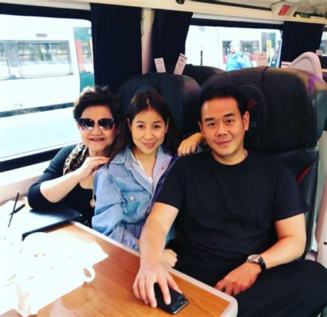 “สินีนารถ เองตระกูล” น้องสาว “เป๊ก สัญชัย” โพสต์แสดงความห่วงใยพี่ชาย พี่สะใภ้