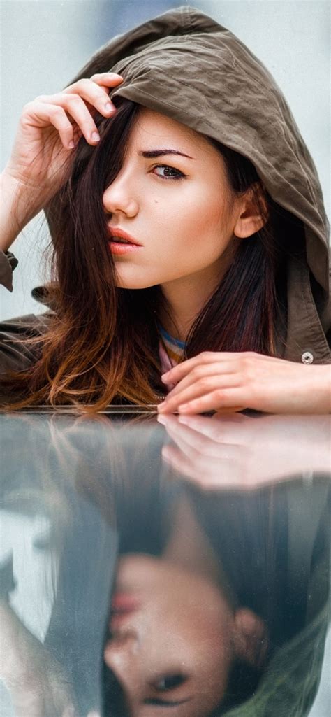 1242x2688 Delaia Gonzalez 2019 Iphone Xs Max Hd 4k Wallpapers Images