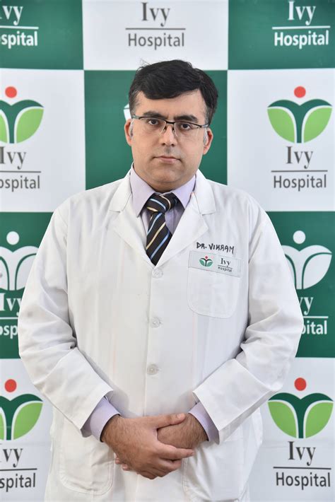 Dr Vikram Arora Anesthesiologist In Mohali Ivy Hospital