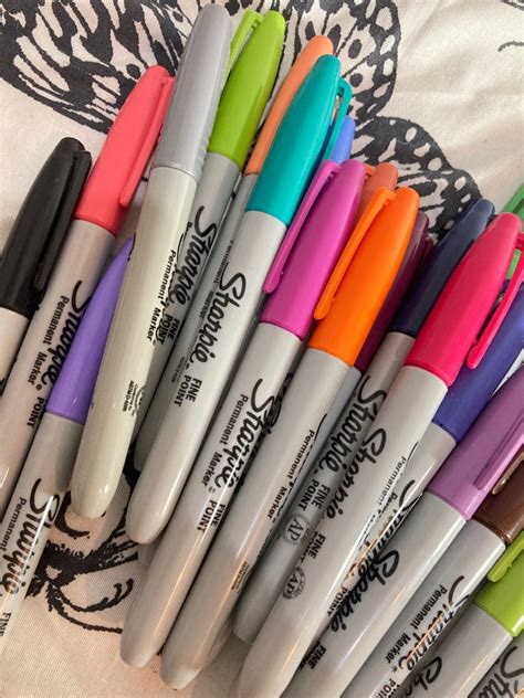 Sharpie Fine Point 24pcs Hobbies And Toys Stationary And Craft