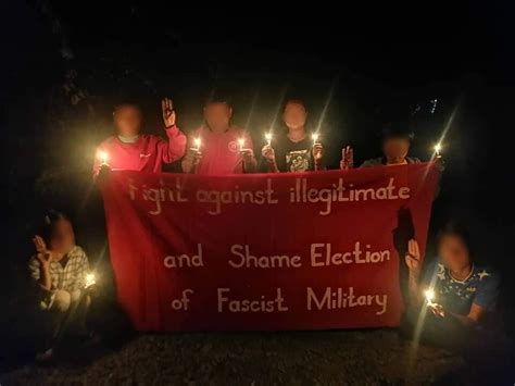 ကလေးမြို့ ပင်မသပိတ် အင်အားစုများ စစ်အာဏာရှင် တော်လှန်ရေး ညသပိတ် ပြုလုပ် Khit Thit Media