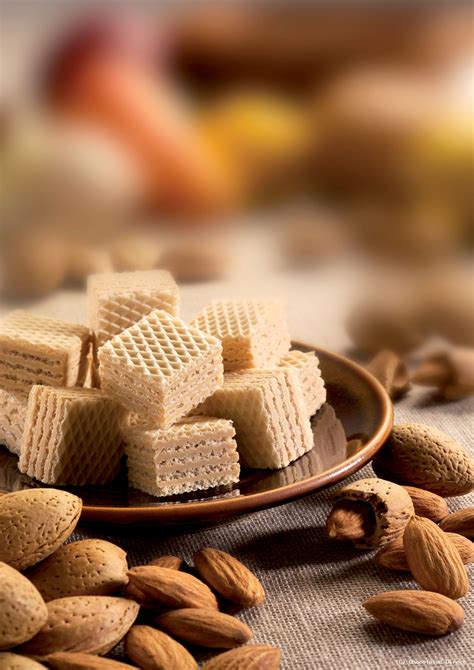Loacker Loacker Quadratini Lemon 250g Biscuits Loacker Chocolates