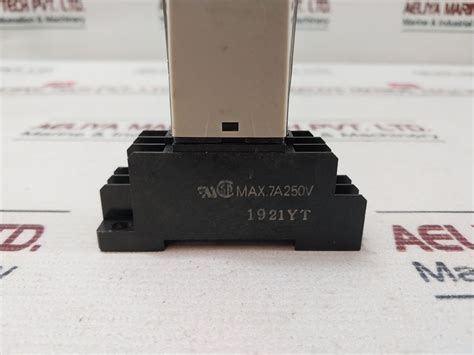 Omron H3y 2 Timer Relay With Base 0 60 Sec Aeliya Marine