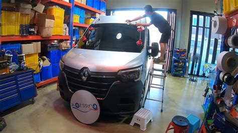 르노삼성 마스터 깨진 정품 차 앞유리교체 수리영상입니다 관련 수리순서나 수리견적 관련 정보는 아래 블로그 주소를 더 참조하시면 됩니다 Youtube