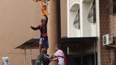 Dahi Handi Celebrations 1161 Mandals In Mumbai Get 57575 Govindas