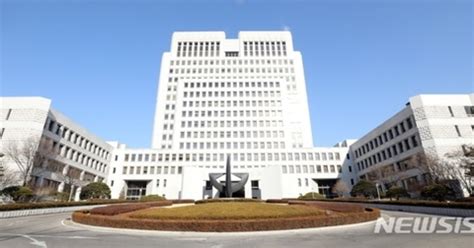 박정희가 한 게 뭐냐박정희 농사정책 비방 농부 45년 만에 무죄