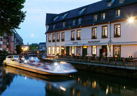 Квартал Маленькая Франция Описание фото и видео оценки и отзывы туристов