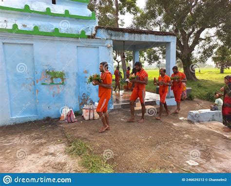 Bhadrak Odisha India 02th Aug 2021 Devotees Of Lord Shiva Carrying