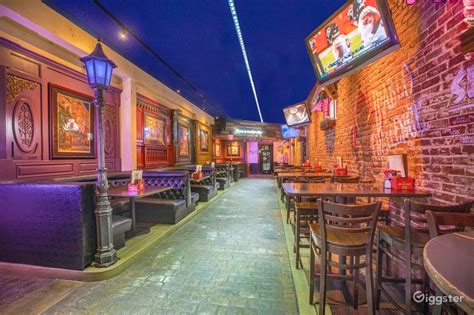 Fun And Sexy Restaurant Rent This Location On Giggster