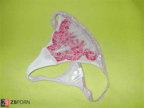 G Strings Strings De Sylvie Zb Porn