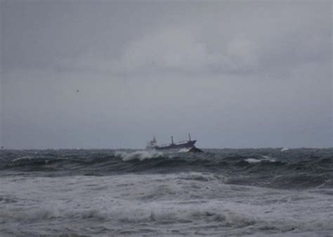 貨船沉沒6人墮海 其中1人獲救5人失蹤
