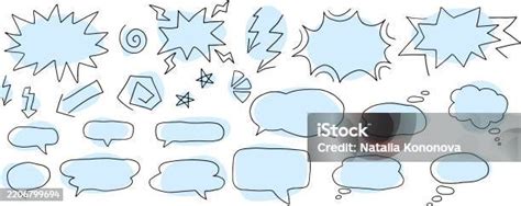 손으로 그린 인물 실루엣 말풍선 번개 별 폭발 나선 화살표 낙서 하늘색 둥근 채우기 검은 색 곡선으로 그려진 격리된 요소 팝 아트 그래픽 디자인 벡터 일러스트레이션에 이상적