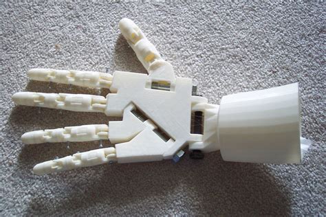 Diy Prosthetic Hand And Forearm Voice Controlled 14 Steps With