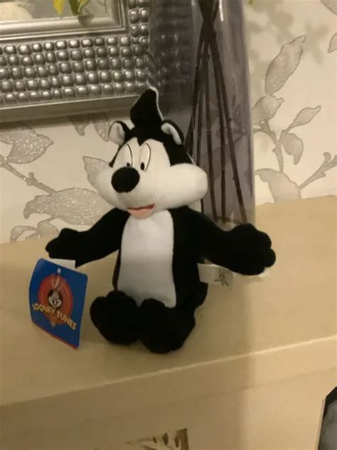 Vintage Warner Bros Pepe Le Pew Looney Tunes Skunk Plush Soft Toy 7