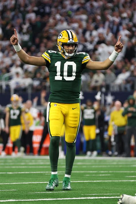 Packers Qb Jordan Love Ties Record For Nfls Highest Paid Player With