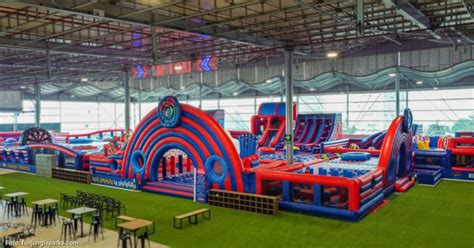 Cuánto cuesta visitar el parque inflable más grande de Colombia y en
