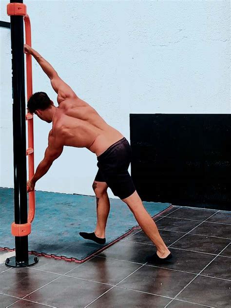 Push Ups With Scapular Protraction Exercise Level Intermediate