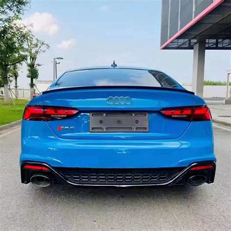 车身套件包括前后保险杠总成，带格栅尖端排气侧裙，适用于奥迪 A5 B9 2021 升级到 Rs5 车型