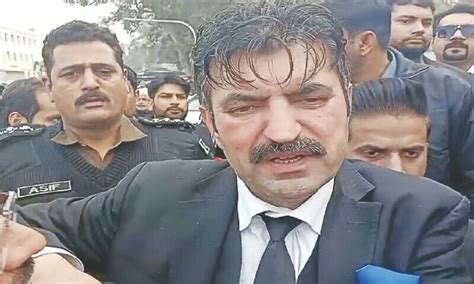 Lhc Issues Notices To Dc Police On Sher Afzal Marwats Detention