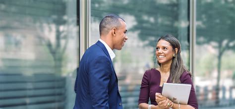 What Does An Investment Banking Associate Do