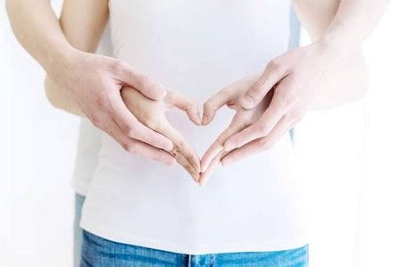 7 Dukungan Suami Saat Istri Hamil, Banyak Manfaatnya!