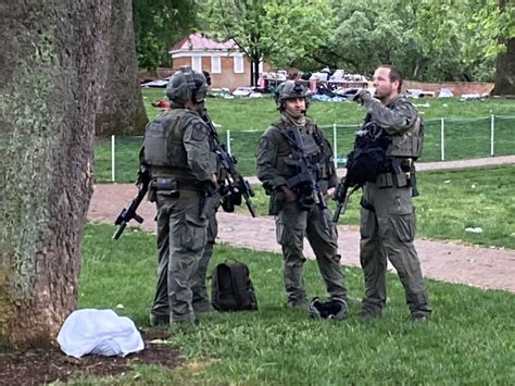Twenty Five Arrested After State Police Move In On Uva Protest Wvtf