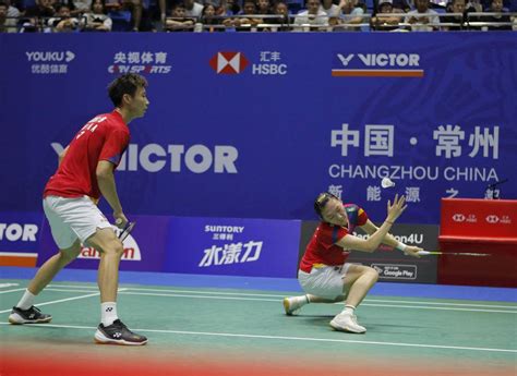 中国羽毛球公开赛国羽多人晋级，小将首秀遭遇“一轮游”比赛组合名将