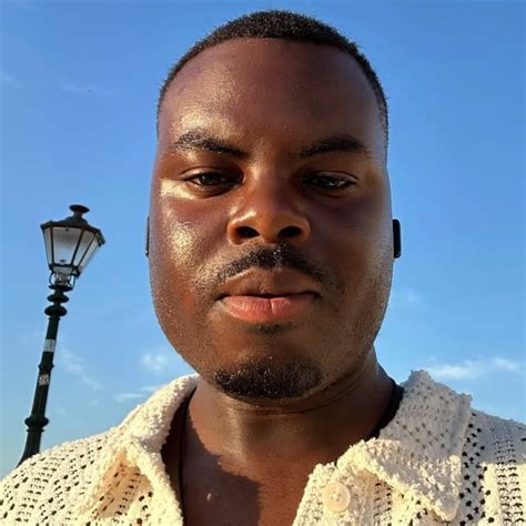Aufrancis • Threads Say More