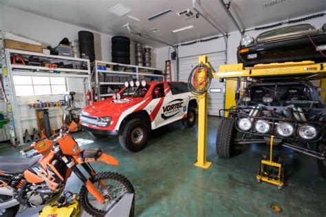 Bfgoodrich Presents Race Dezert Legends And Heroes Lightning” Larry